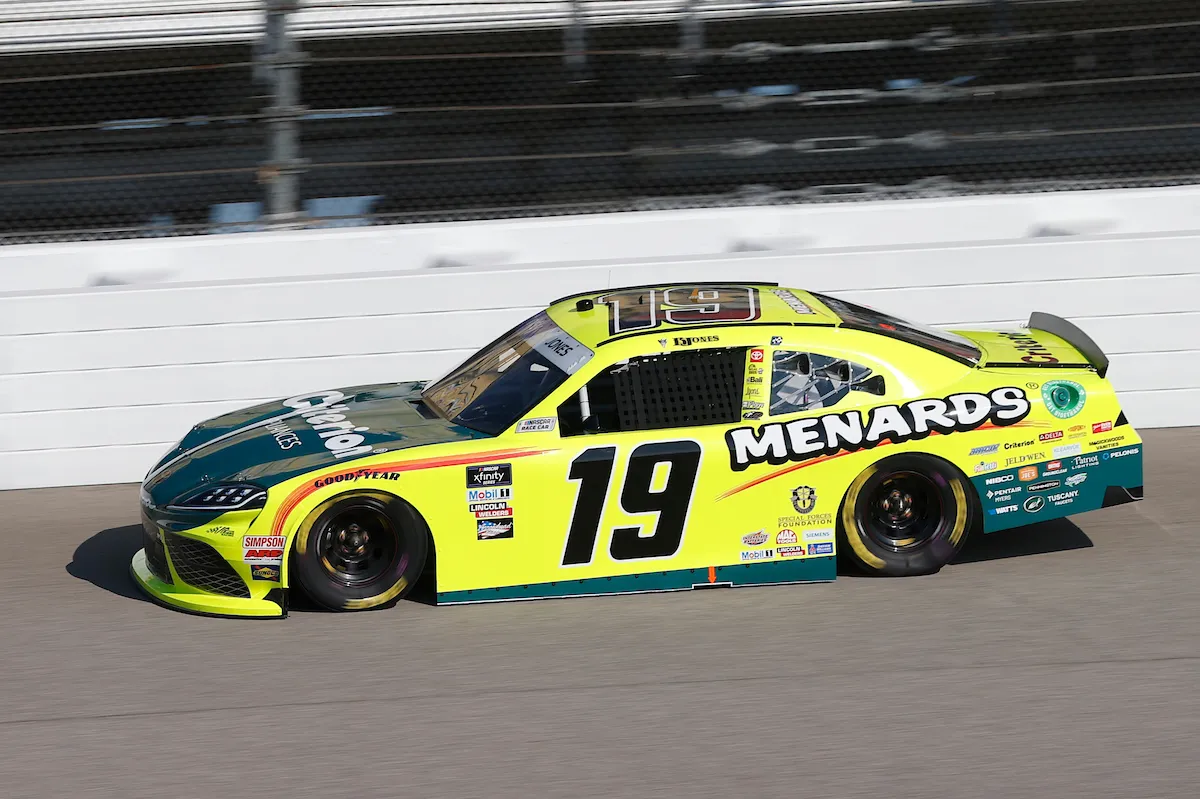 2022 - #19 Joe Gibbs Racing - Scheme Haven